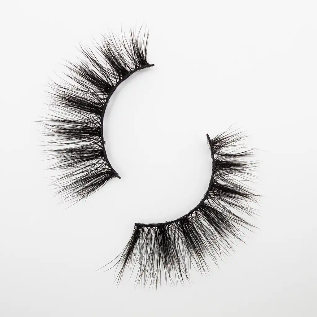 Blink & Beyond - Libra Faux Mink Lashes Balanced & Elegant Look